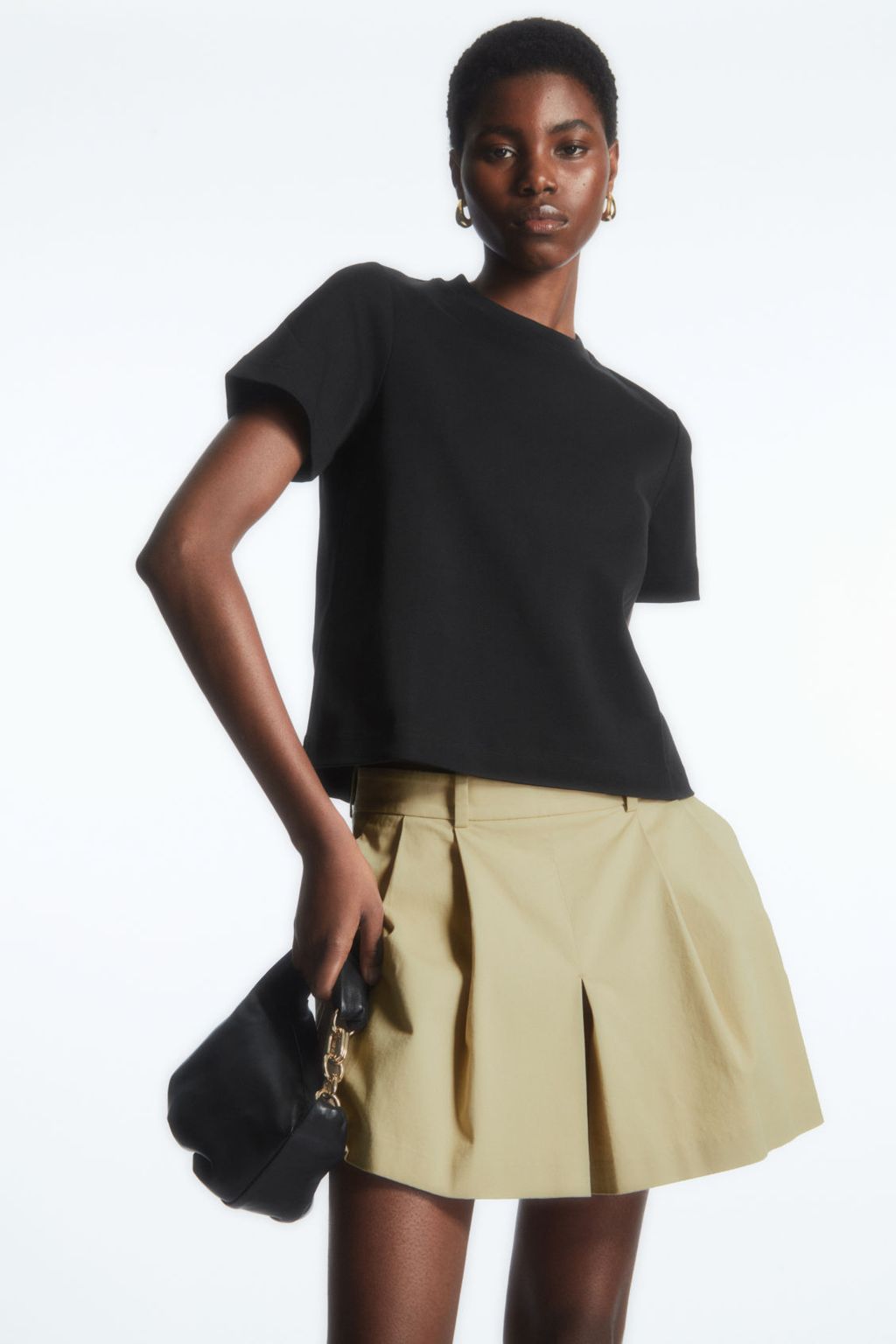 7 University Outfit Ideas to Try in 2023 | Who What Wear