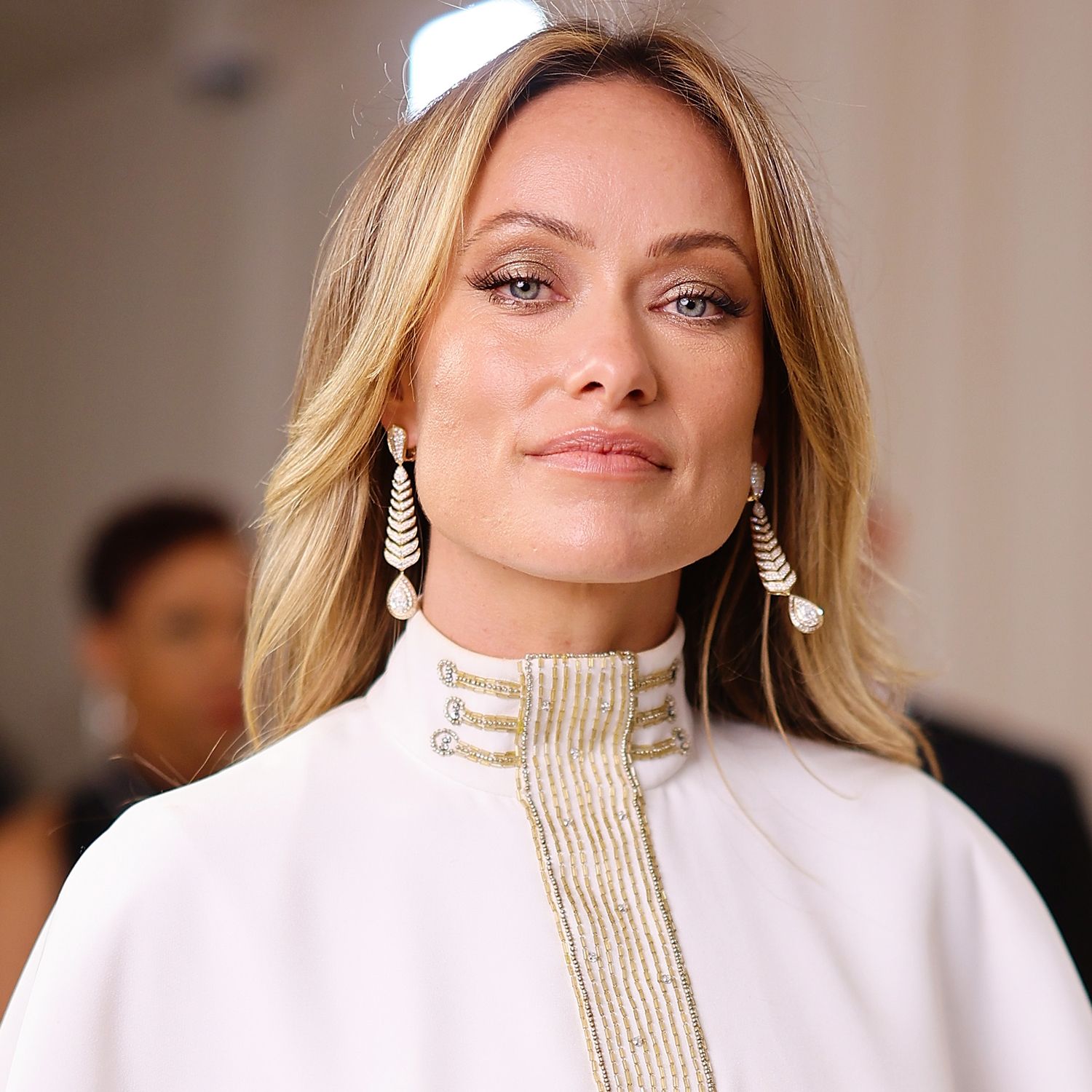 Olivia Wilde Re-Created Lorelai Gilmore's Most Iconic Outfit | Who What ...