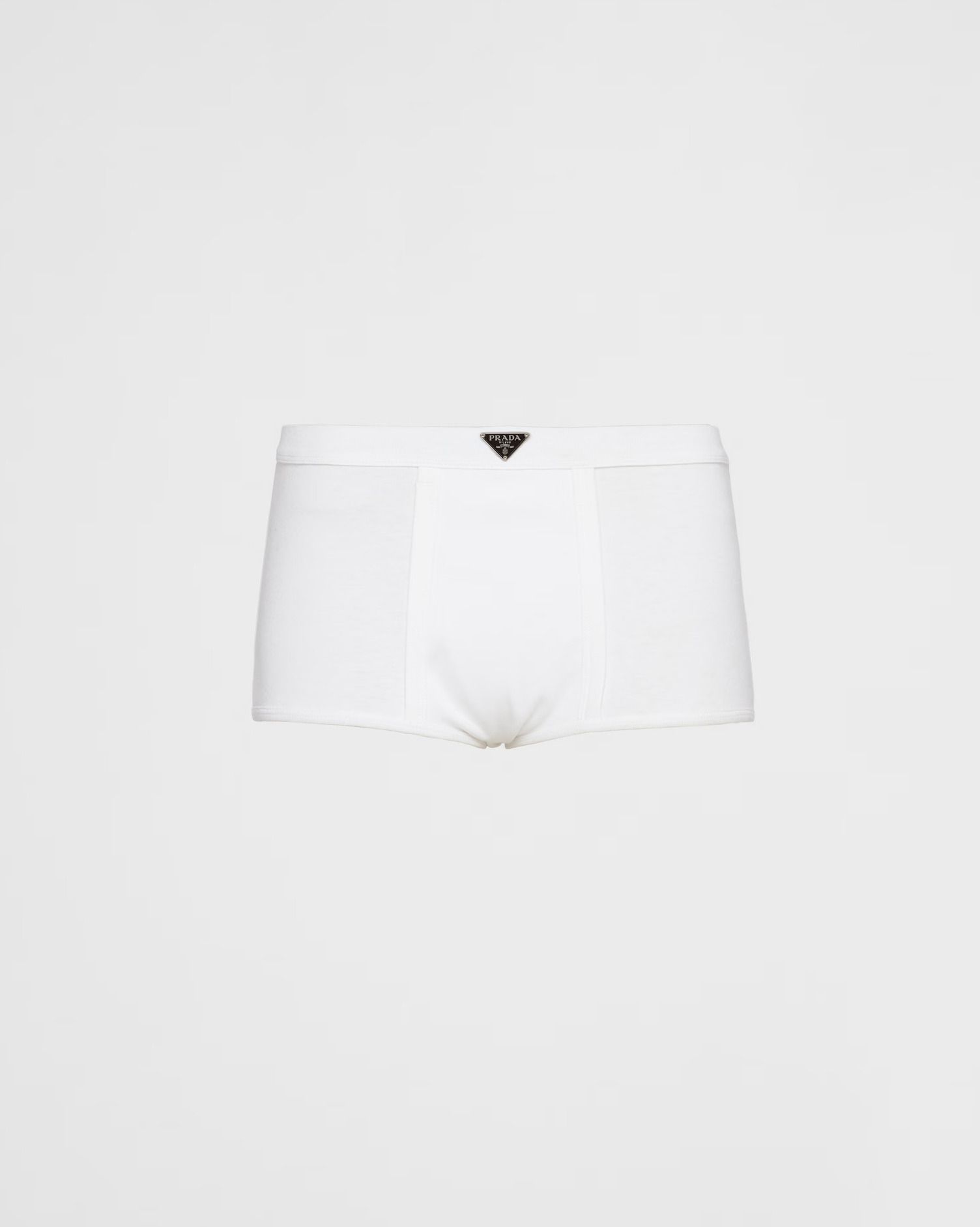 Micro Shorts Are The Autumn Trend We Didn't See Coming | Who What Wear