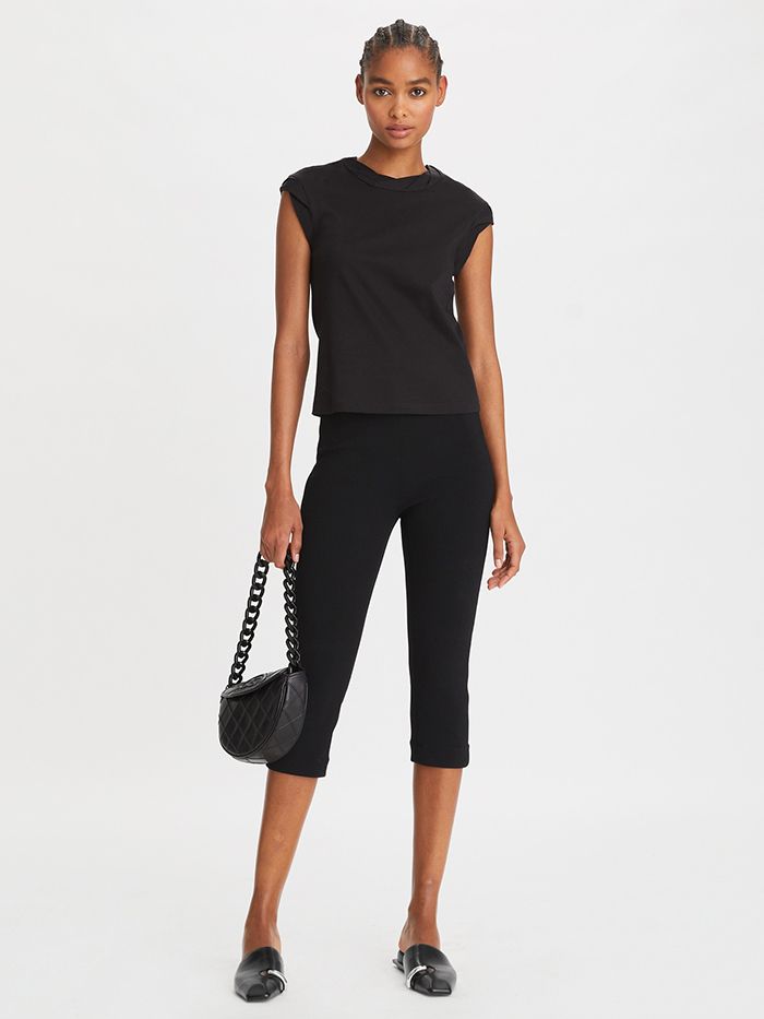 Capri Pants Are a Key Trend of the Season | Who What Wear