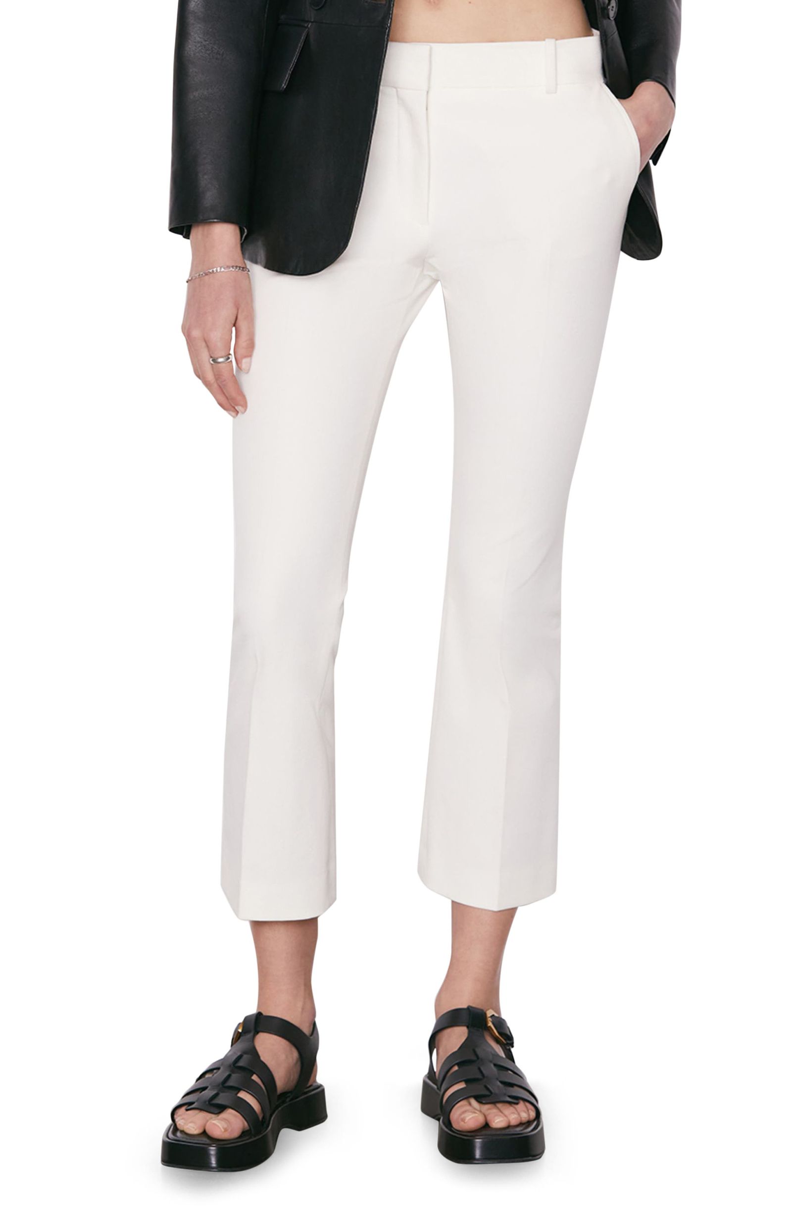 Bella Hadid Already Wore the Spring 2024 Capri-Pant Trend | Who What Wear