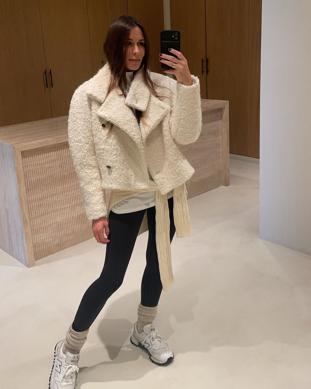 9 Chic Outfits That Will Inspire Your New 2025 Aesthetic | Who What Wear