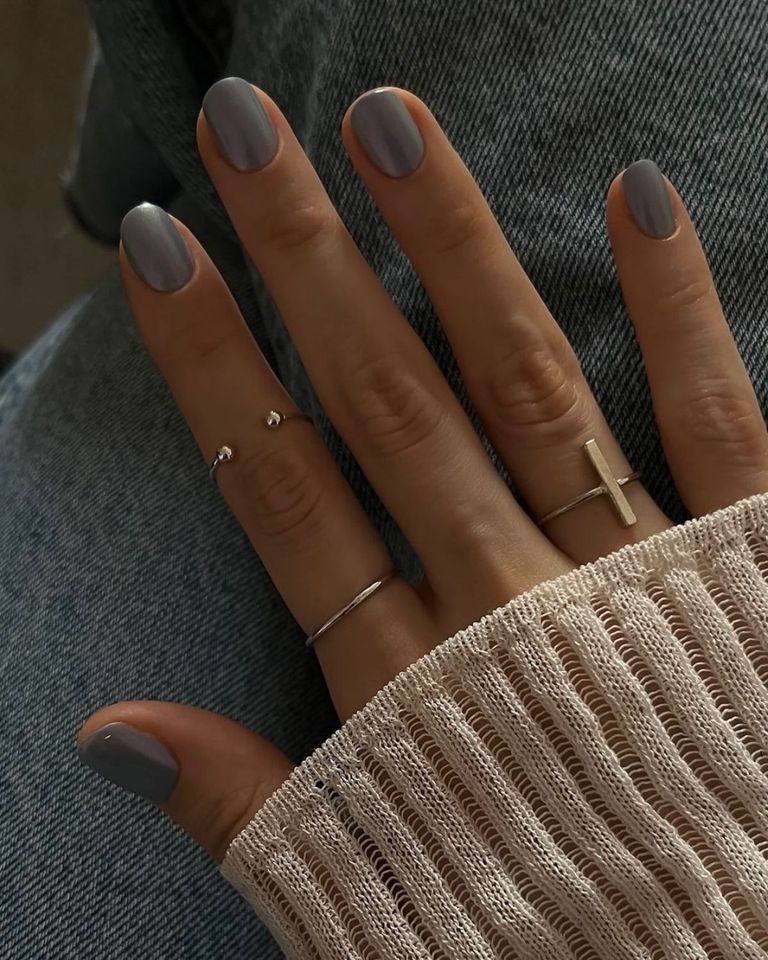 Grey Nail Polish Will Make Your Mani Look So Chic | Who What Wear