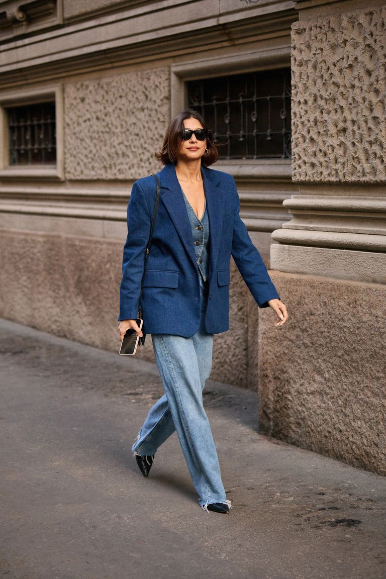 5 Ways Italian Women Always Make Jeans Look Good | Who What Wear