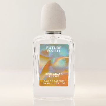 This Fragrance House Makes Perfumes Using Extinct Flowers | Who What Wear