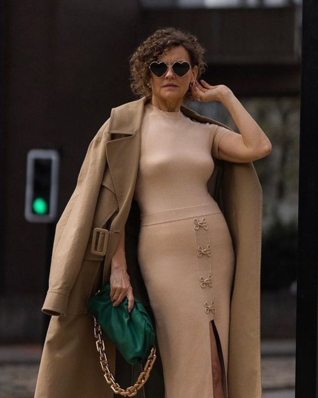 How to Make the Inverted Bob Haircut Trend Look So 2024 | Who What Wear