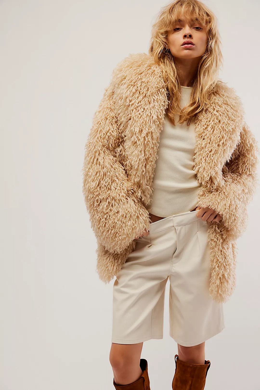 7 Outfits I Saw on the Best Dressed Frequent Flyers in NYC | Who What Wear
