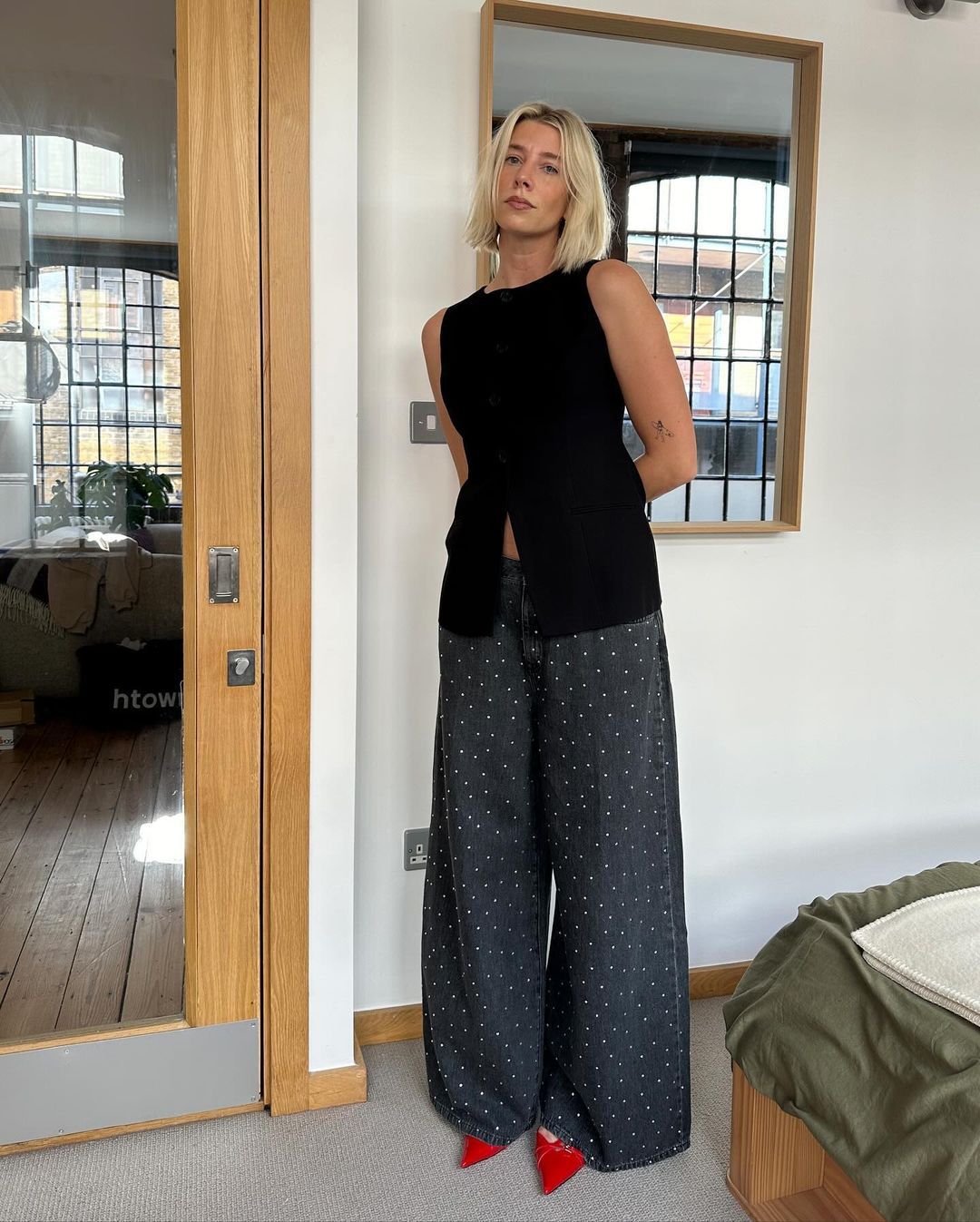 Shop the Best Rhinestone Jeans From Zara to Stradivarius | Who What Wear