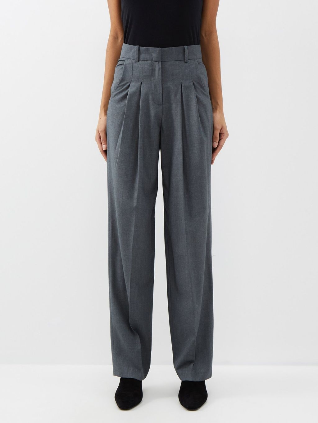 4 French Women Winter Trouser Outfits I'm Copying in 2024 | Who What Wear