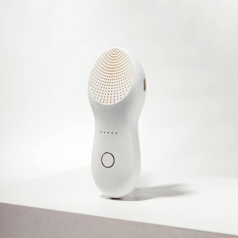 An Aesthetician Shares the Best Radio Frequency Devices | Who What Wear