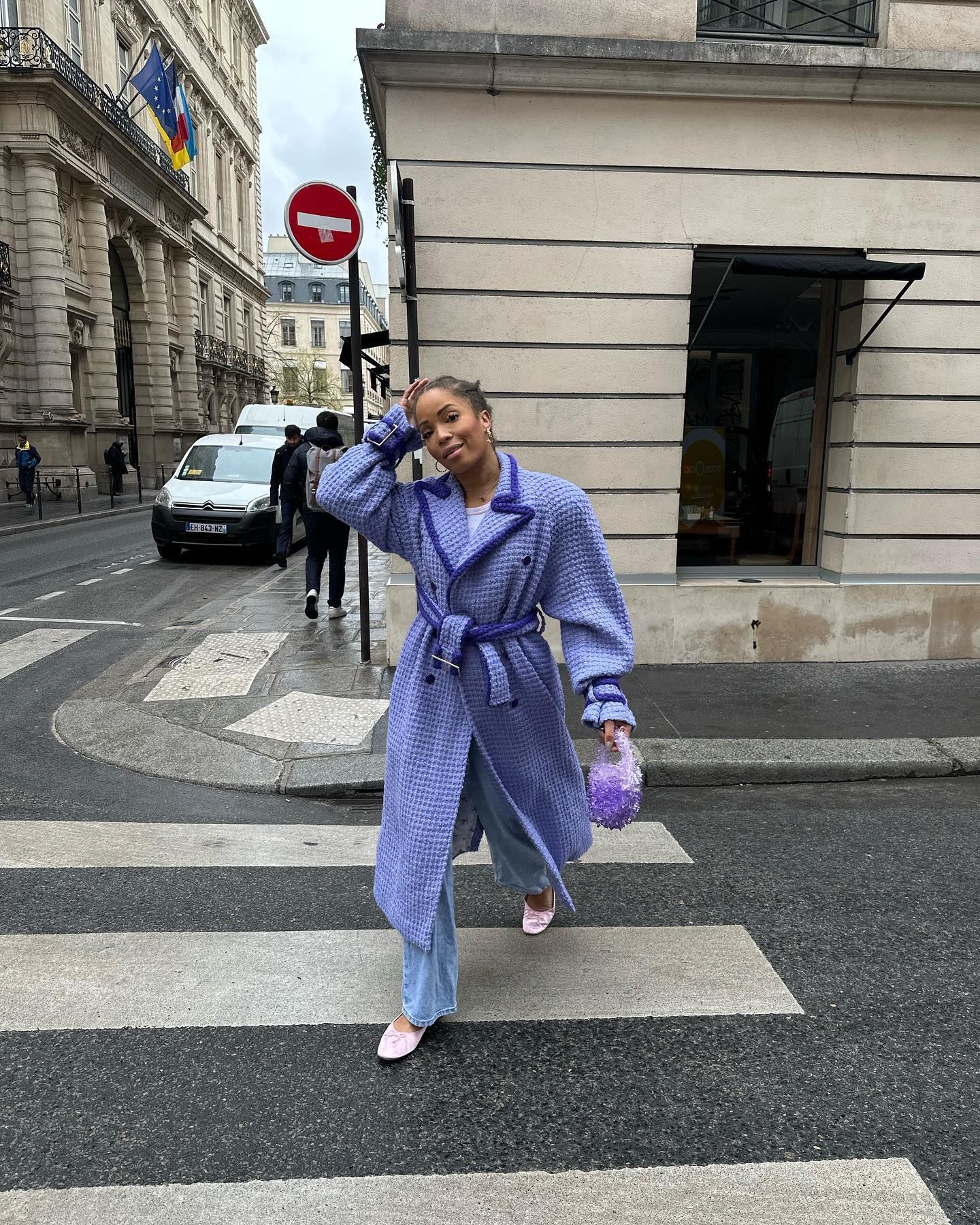 7 Chic Oversize Coat Outfits to Try This Winter | Who What Wear