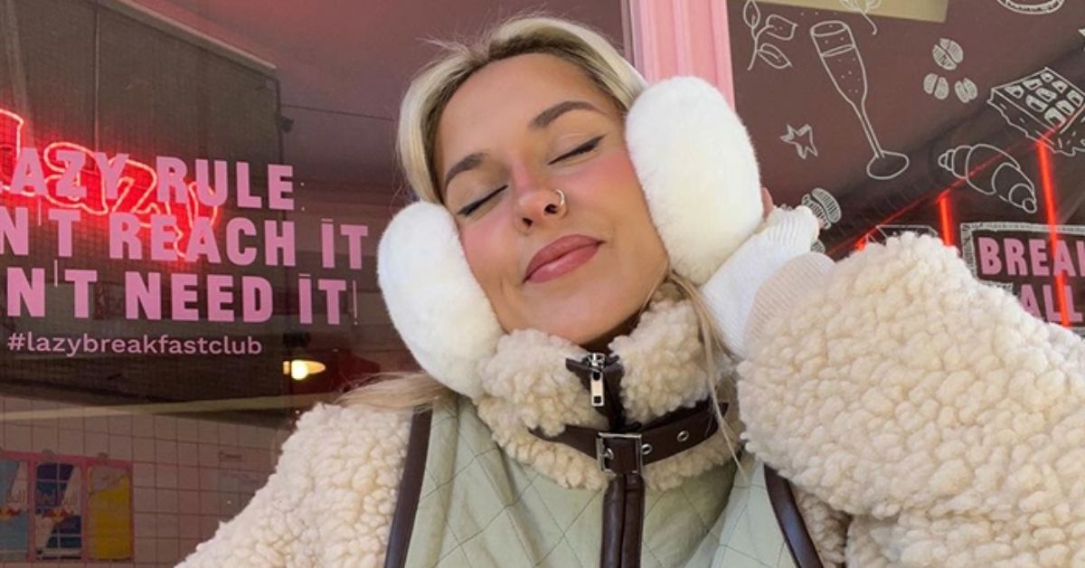 5 Cold Girl Makeup Looks for Winter 2023 | Who What Wear