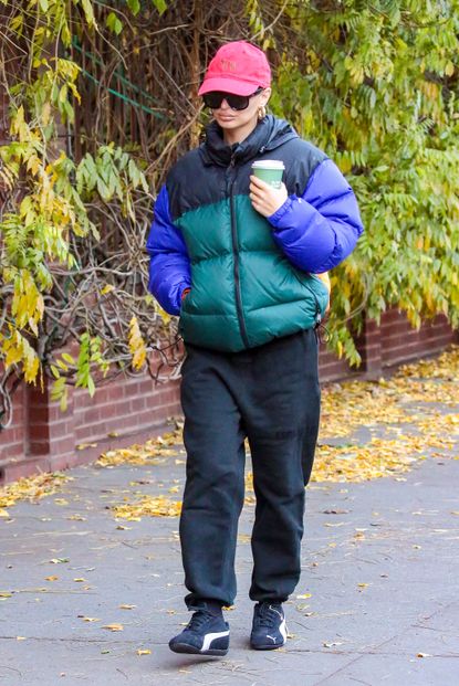 Emily Ratajkowski Wears These $100 Puma Sneaker | Who What Wear