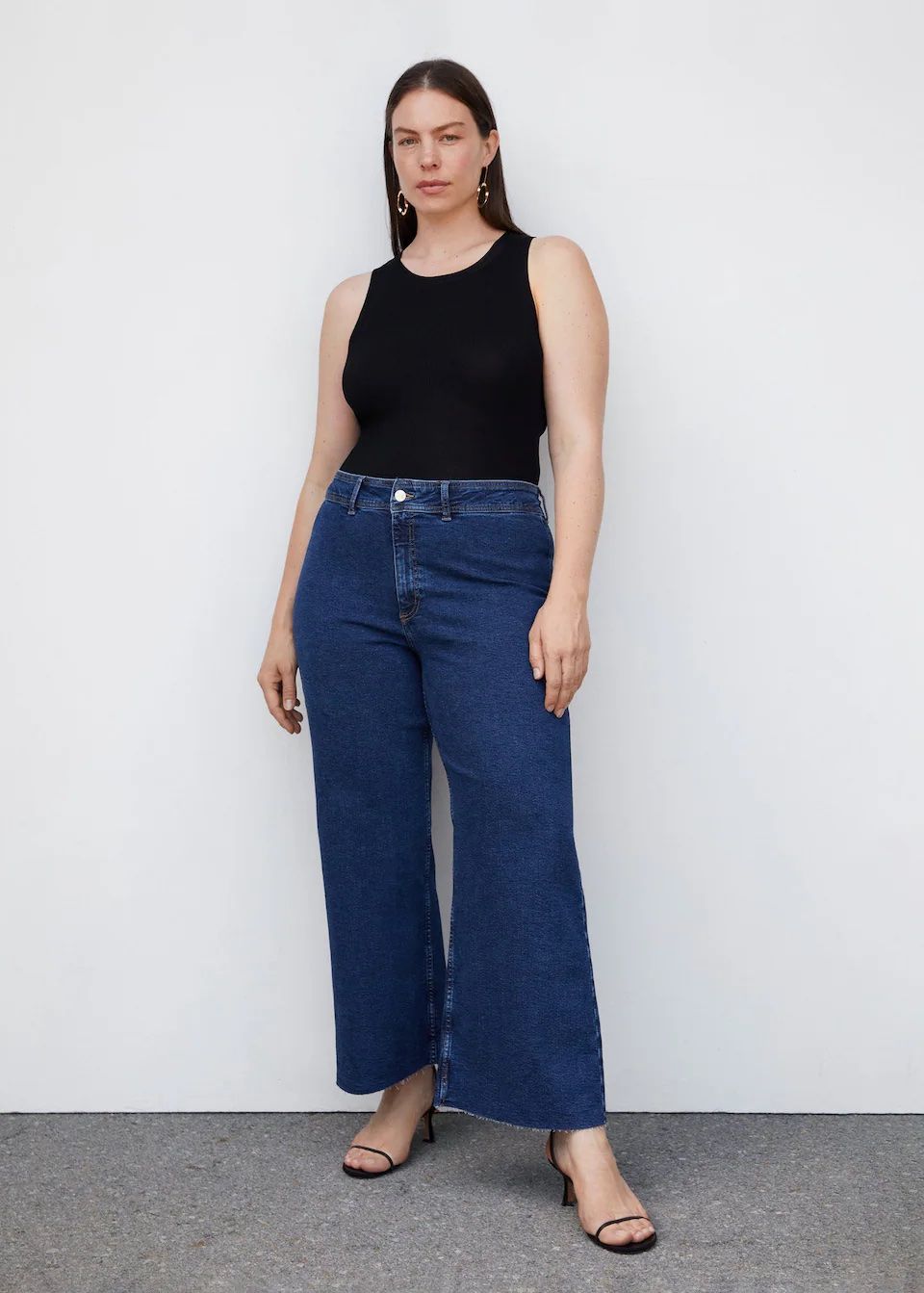 5 Jeans Trends Celebrities Are Backing for 2024 | Who What Wear