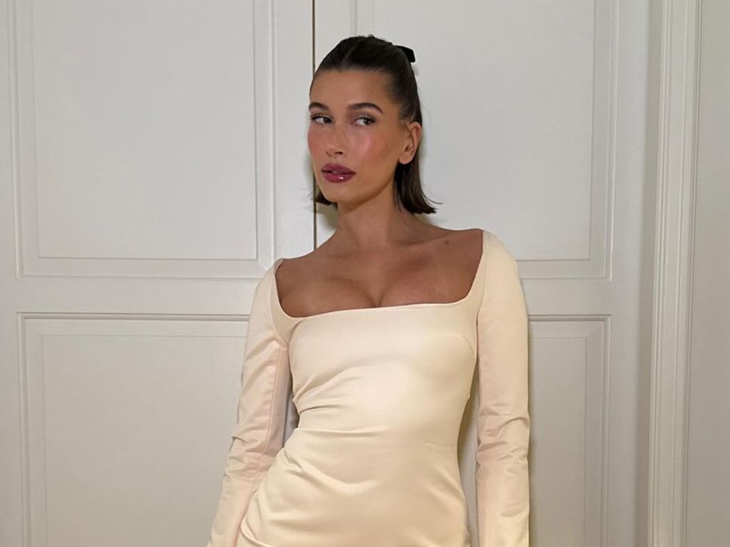 Hailey Bieber Already Wore the 2024 Trend We're Betting On | Who What Wear