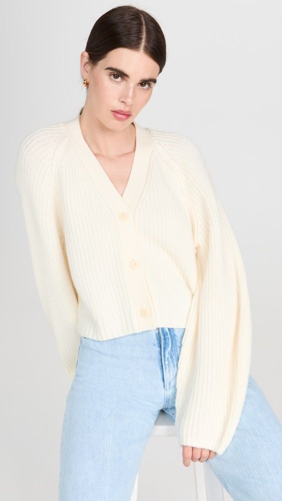 These Trendy Basics Top Our List for 2024 Shopping | Who What Wear