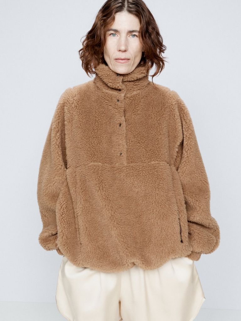 The Teddy Fashion Trend Is Equal Parts Cosy and Luxurious | Who What Wear