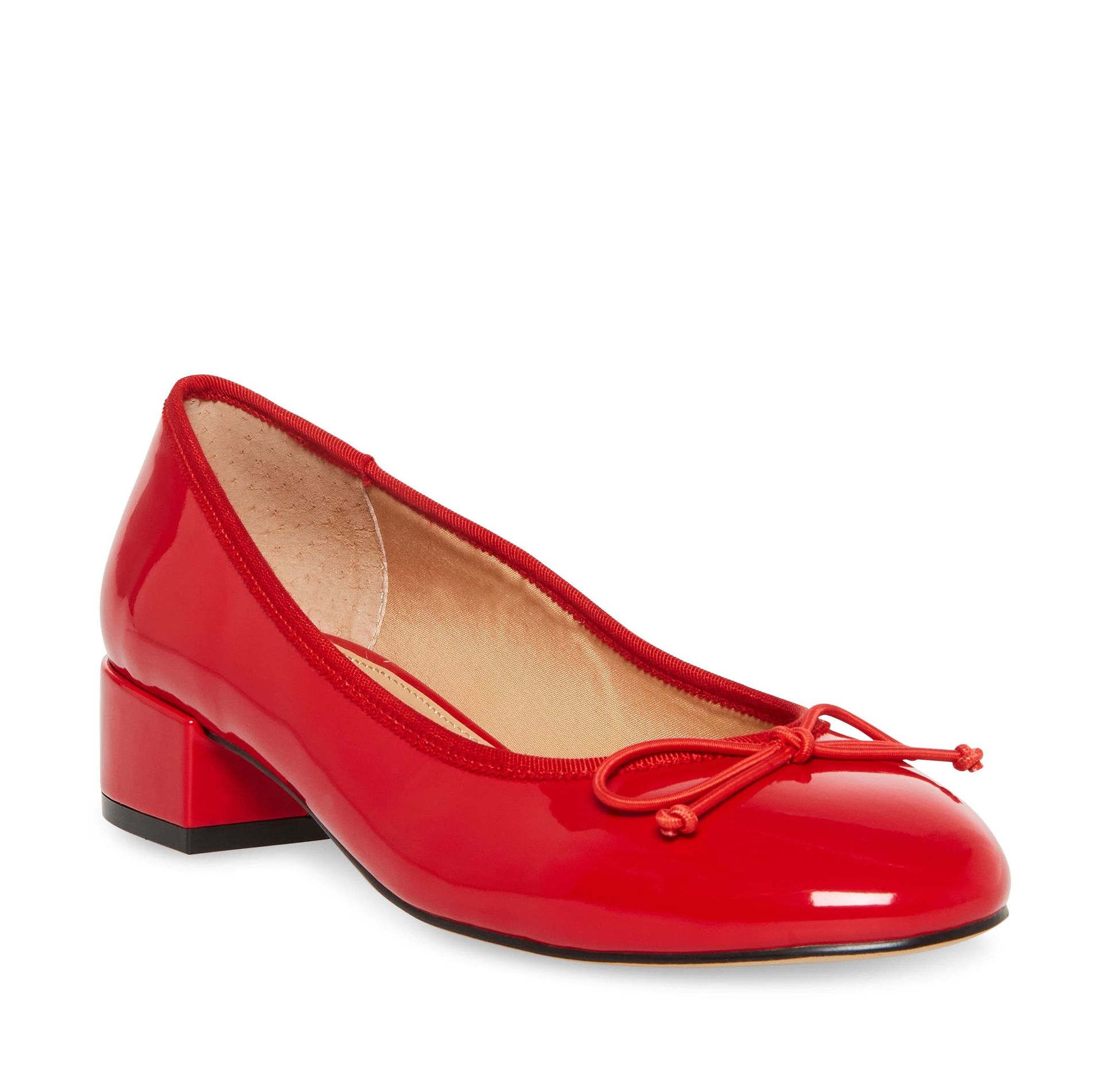 29 Trendy Flat Shoes To Shop At Nordstrom Right Now | Who What Wear
