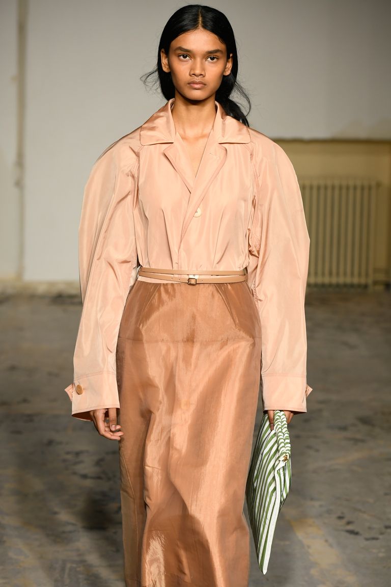 5 Shades to Wear with Pantone's Colour of 2024, Peach Fuzz | Who What Wear