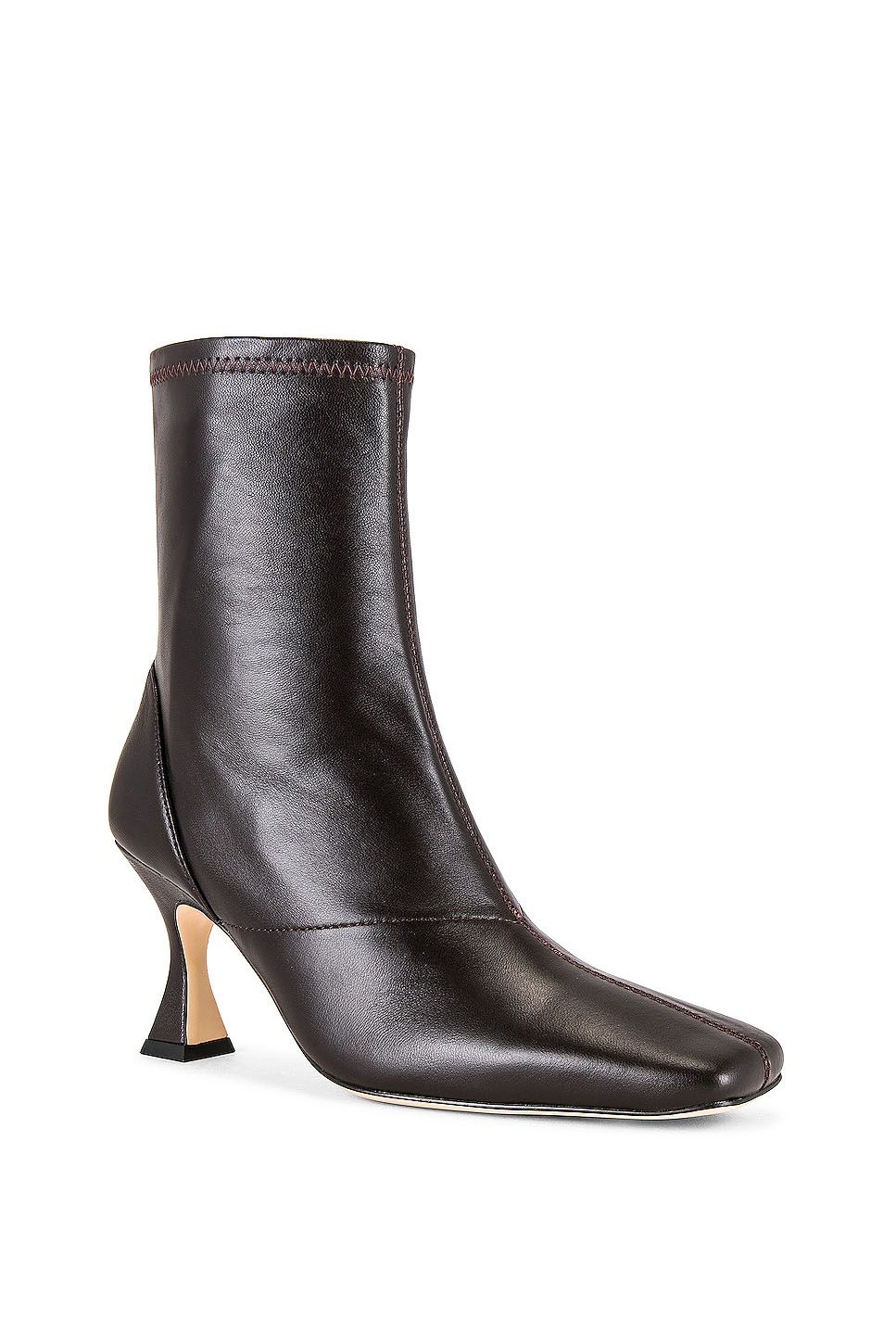 30 Chic Winter Outfit Ideas That Are Editor Approved | Who What Wear