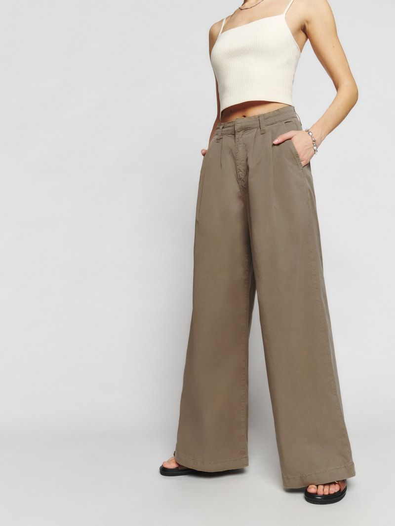 Celebrities Love This "Big" Winter Pant Trend | Who What Wear