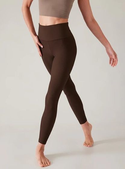 8 Ways to Style Leggings With the Most Elevated Basics | Who What Wear