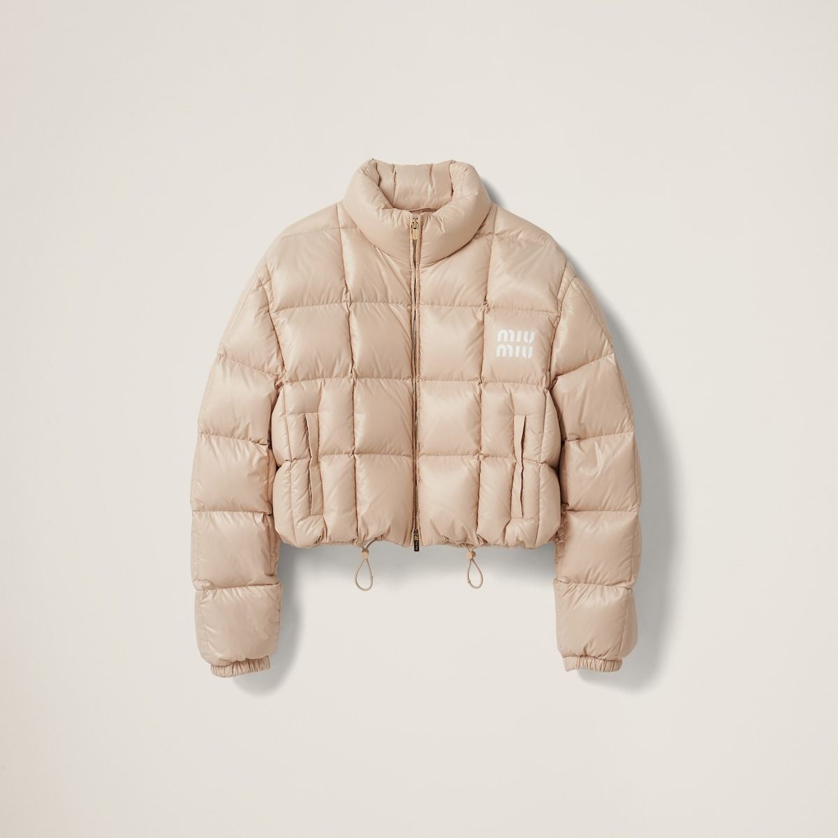 Sydney Sweeney Wore a Trendy Legging Outfit to the Airport | Who What Wear