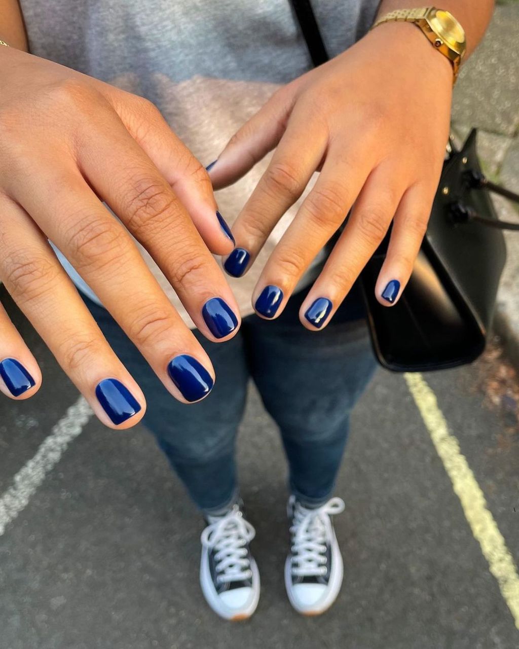 10 Navy Nail Designs That Make for a Chic Spring Manicure | Who What Wear