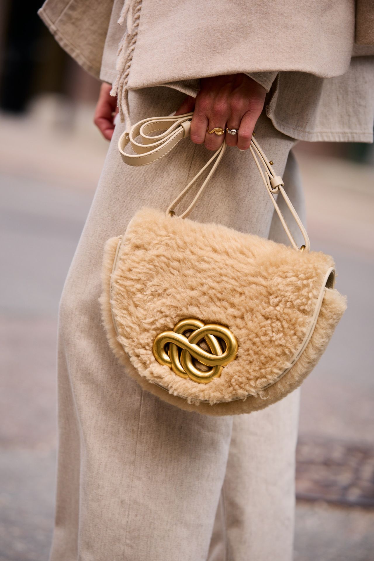 These 8 Accessories Trends Will Be Everywhere in 2024 | Who What Wear