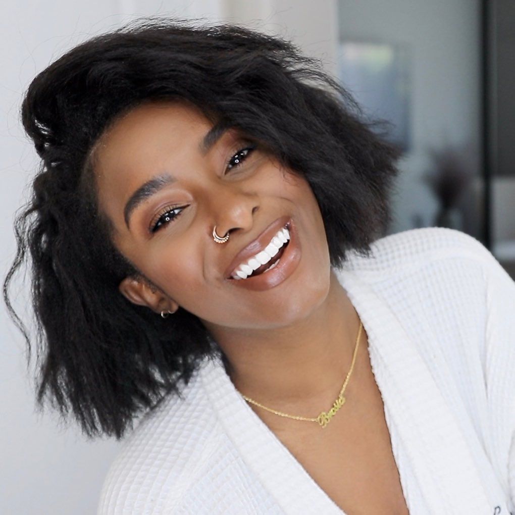 The Choppy Bob Haircut Is Effortlessly Chic—Here's Proof | Who What Wear