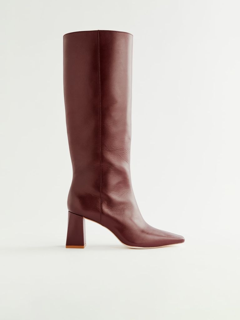Lily James Wore the Perfect Winter Boot Outfit in NYC | Who What Wear
