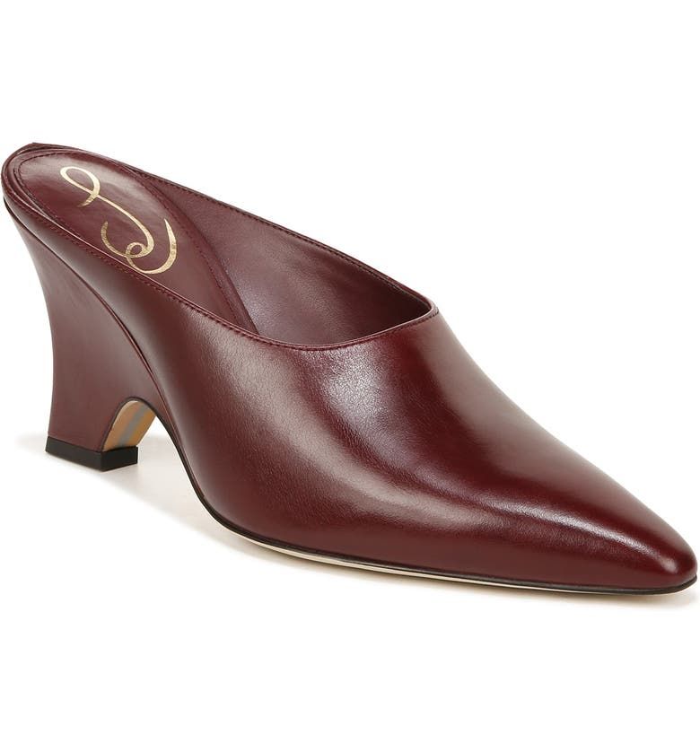 Jennifer Lopez Wore a 2024 Shoe Color Trend | Who What Wear