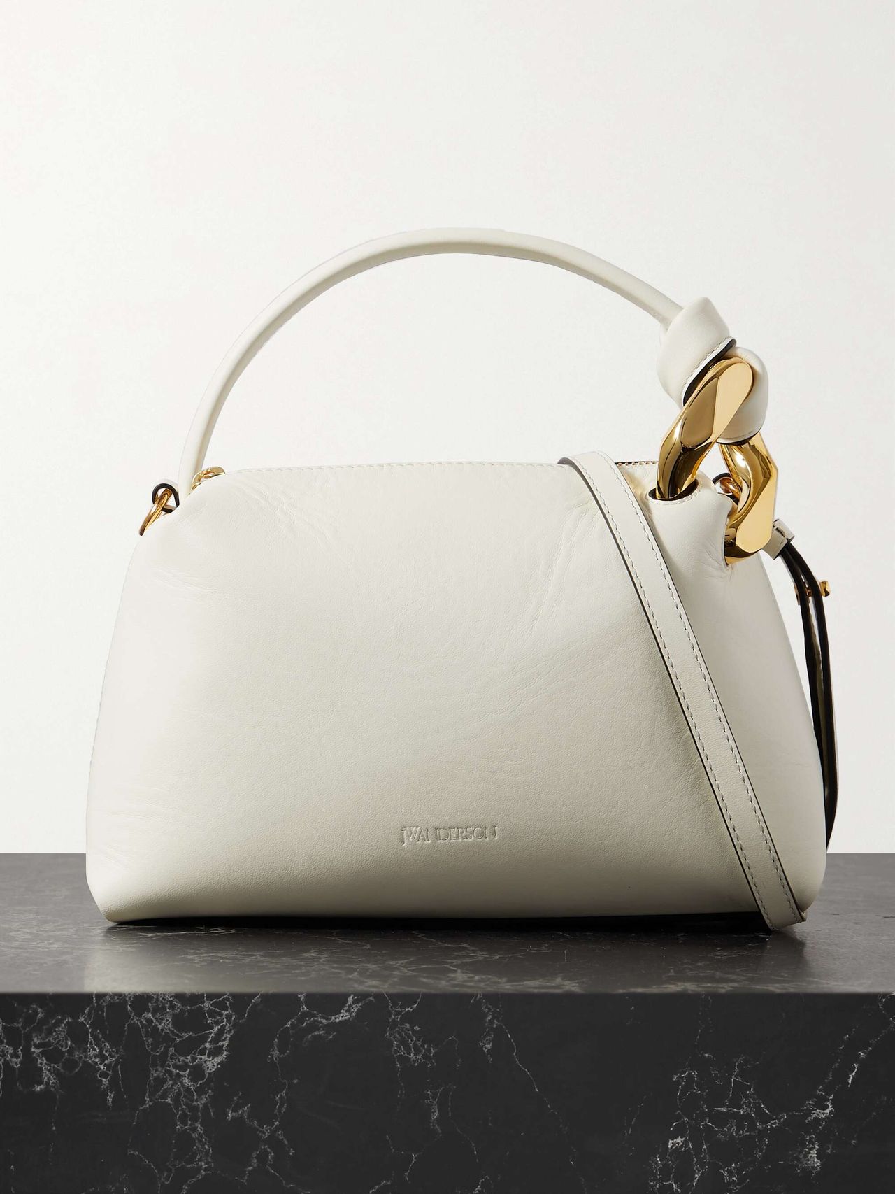 5 Major Handbag Colour Trends Brand New for 2024 | Who What Wear