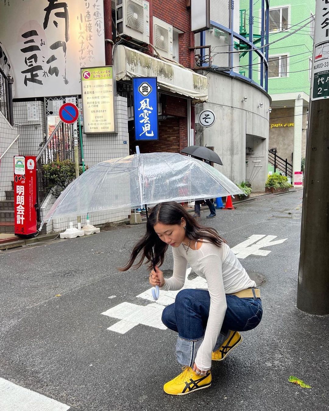 The Colourful Trainer Trend Is Already Dominating 2025 Style | Who What ...