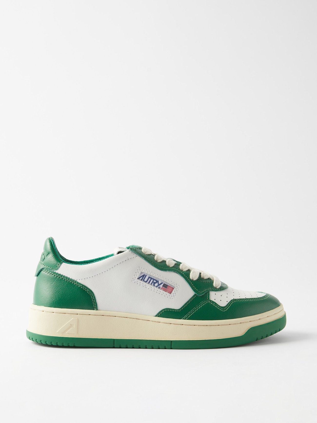 The Colourful Trainer Trend Is Already Dominating 2025 Style | Who What ...