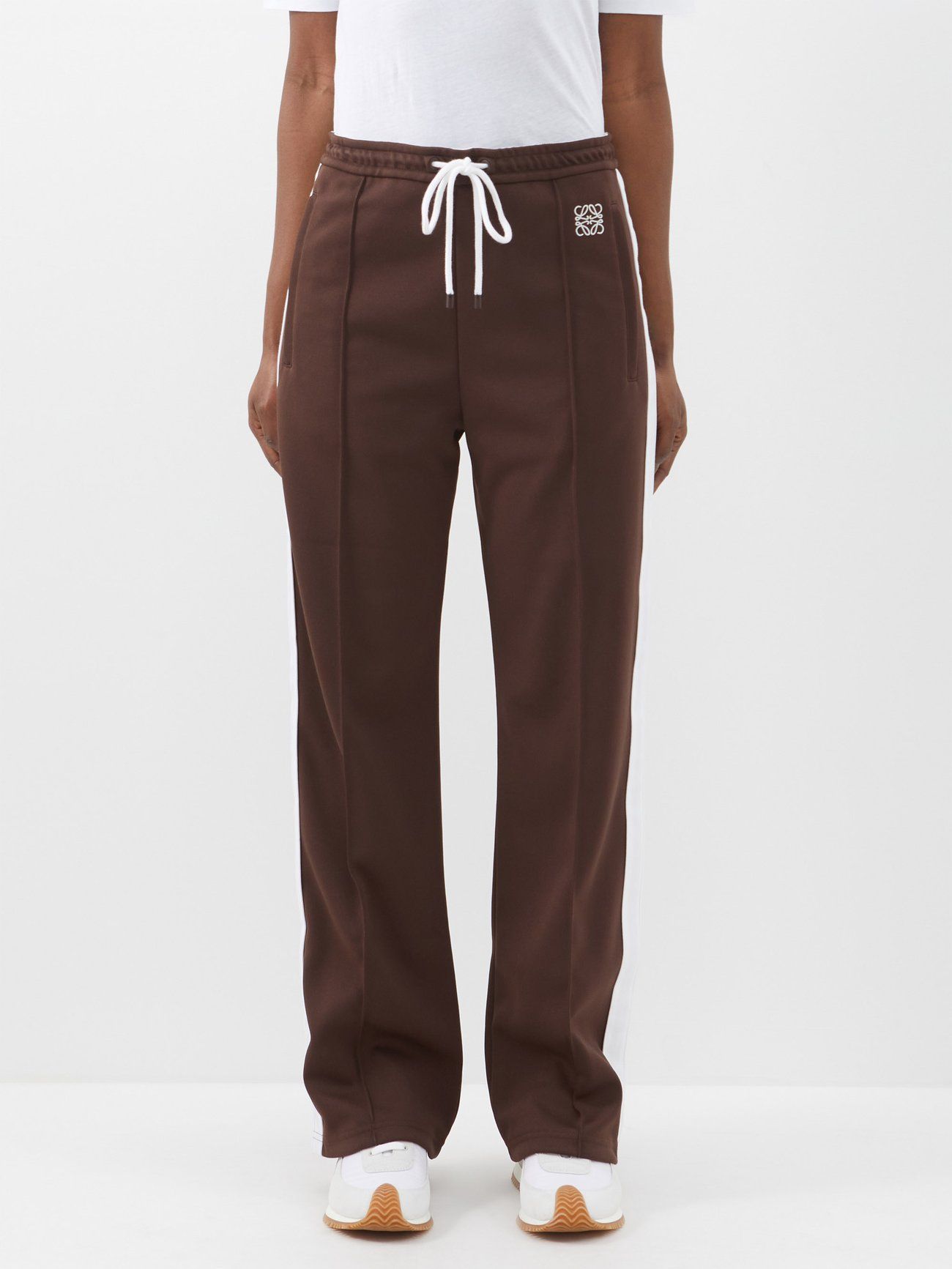 Alexa Chung Just Wore the "Controversial" Track Pants Trend | Who What ...