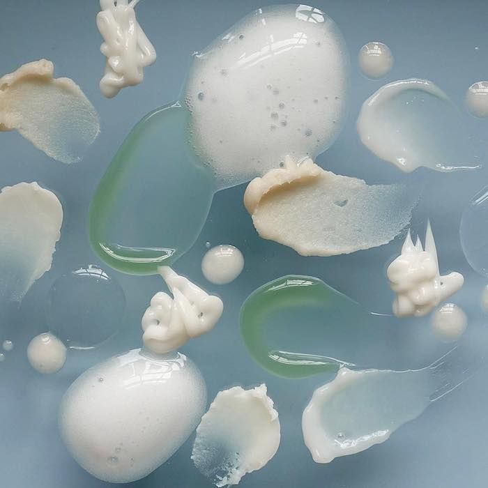 Acne-Prone Skin? Experts Say Mandelic Acid Can Help | Who What Wear