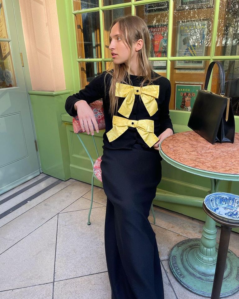 The Bow Fashion Trend Is the Prettiest of the Season | Who What Wear