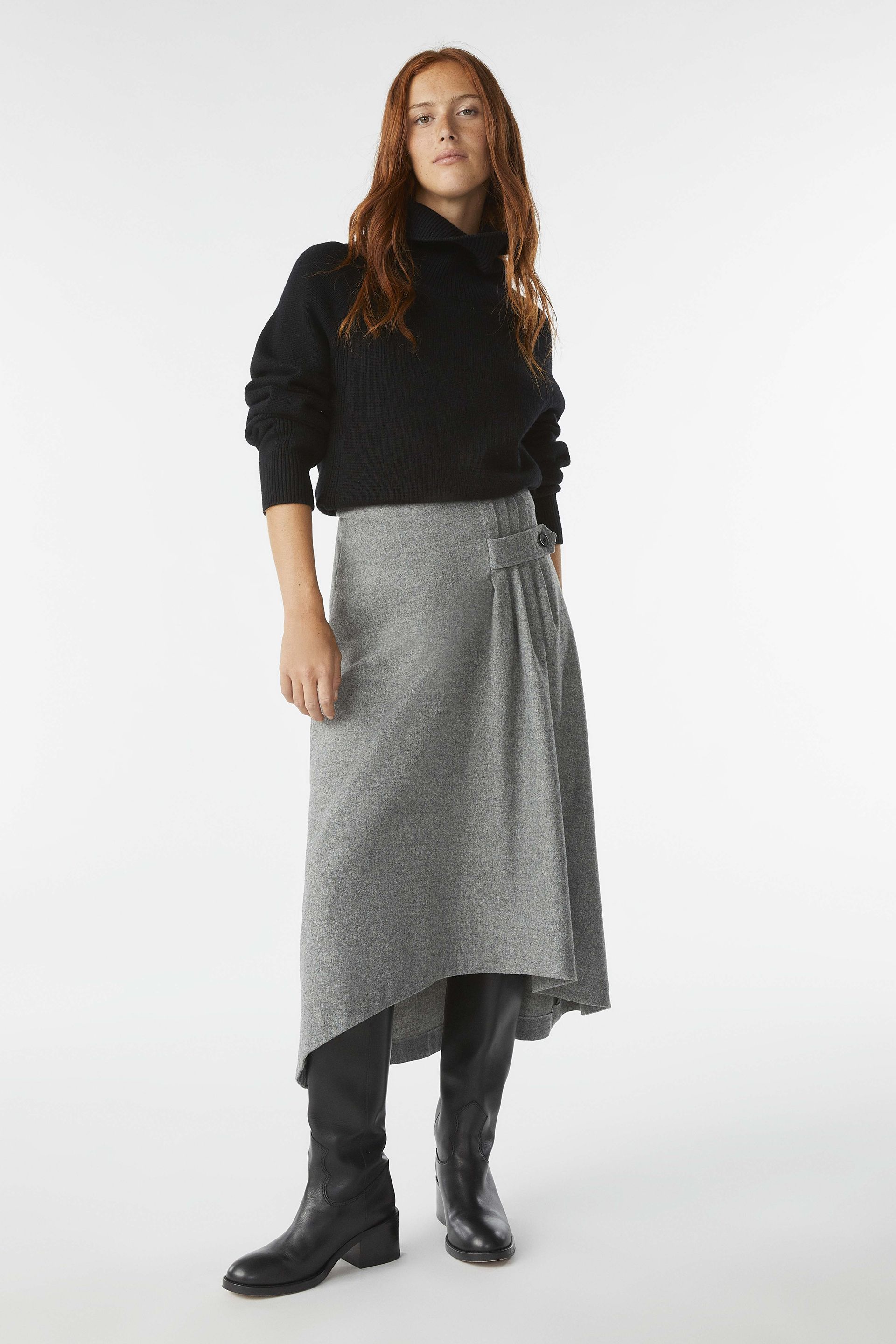 Everyone Is Suddenly Wearing the Wool Skirt Trend Right Now | Who What Wear