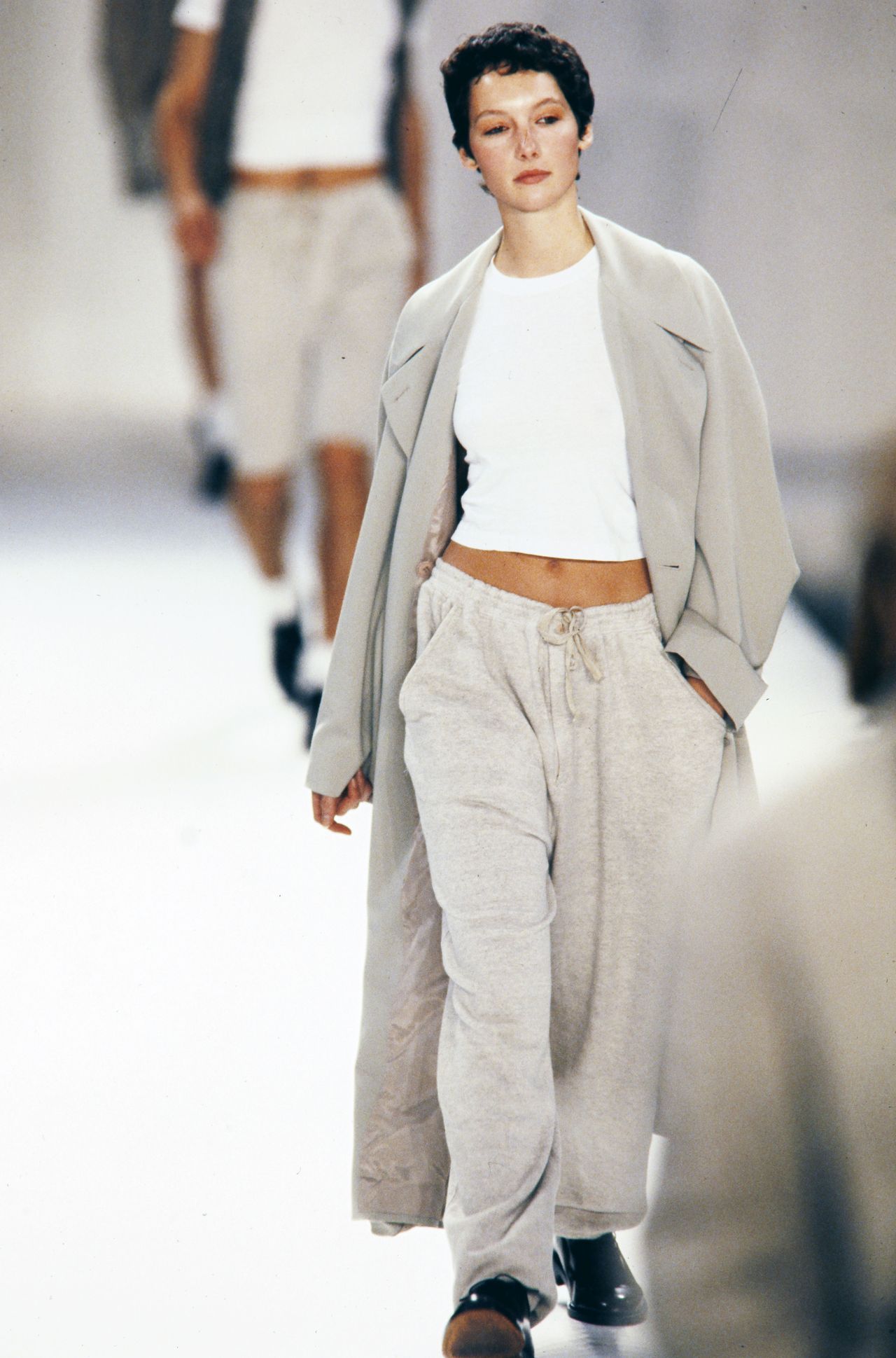 The 9 '90s Runway Looks You Should Copy First | Who What Wear