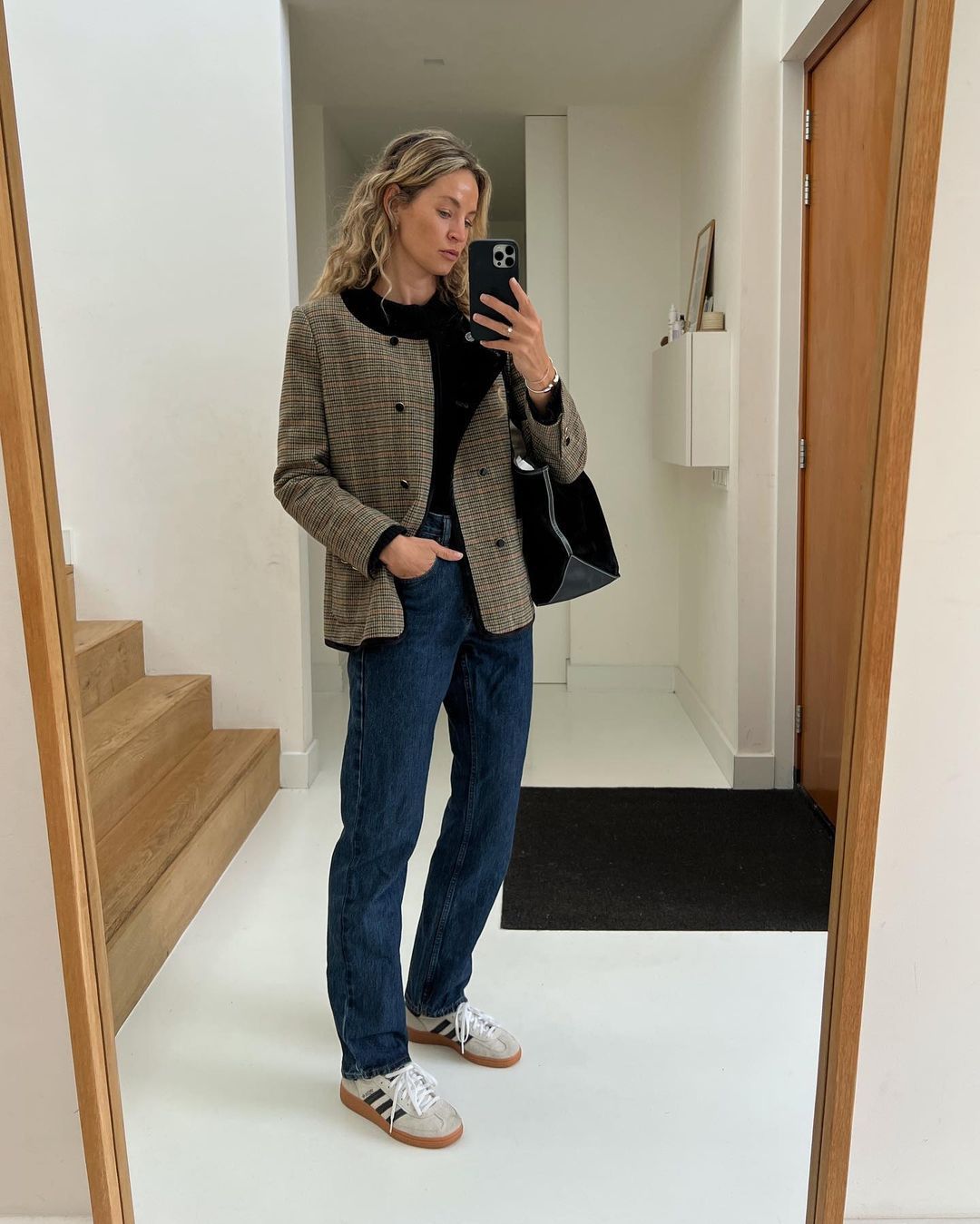 9 Trainer-and-Trouser Outfits I'll Copy Throughout Autumn 2024 | Who ...