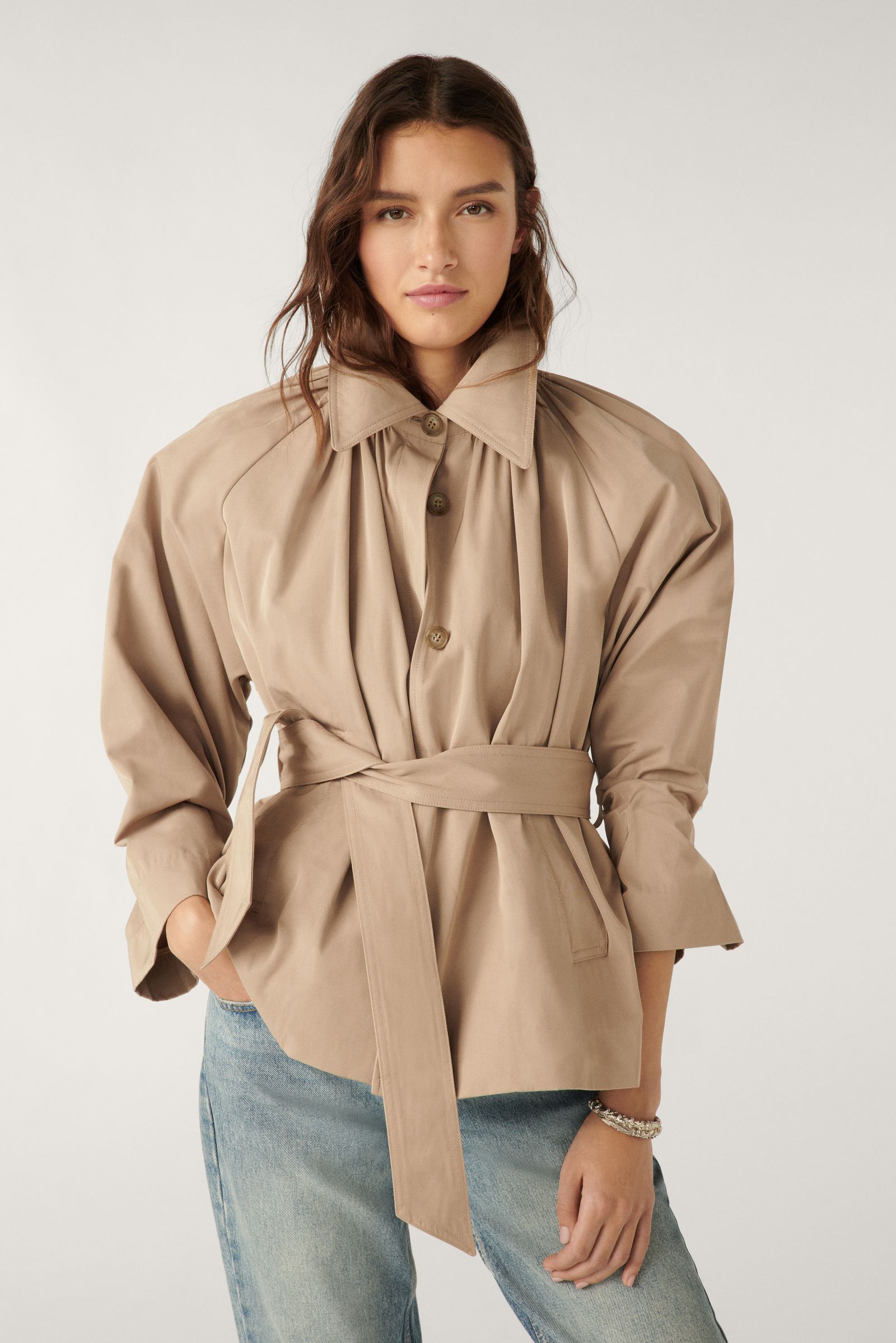 Cropped Trench Coats Are Set to Be a Major Trend This Spring | Who What ...