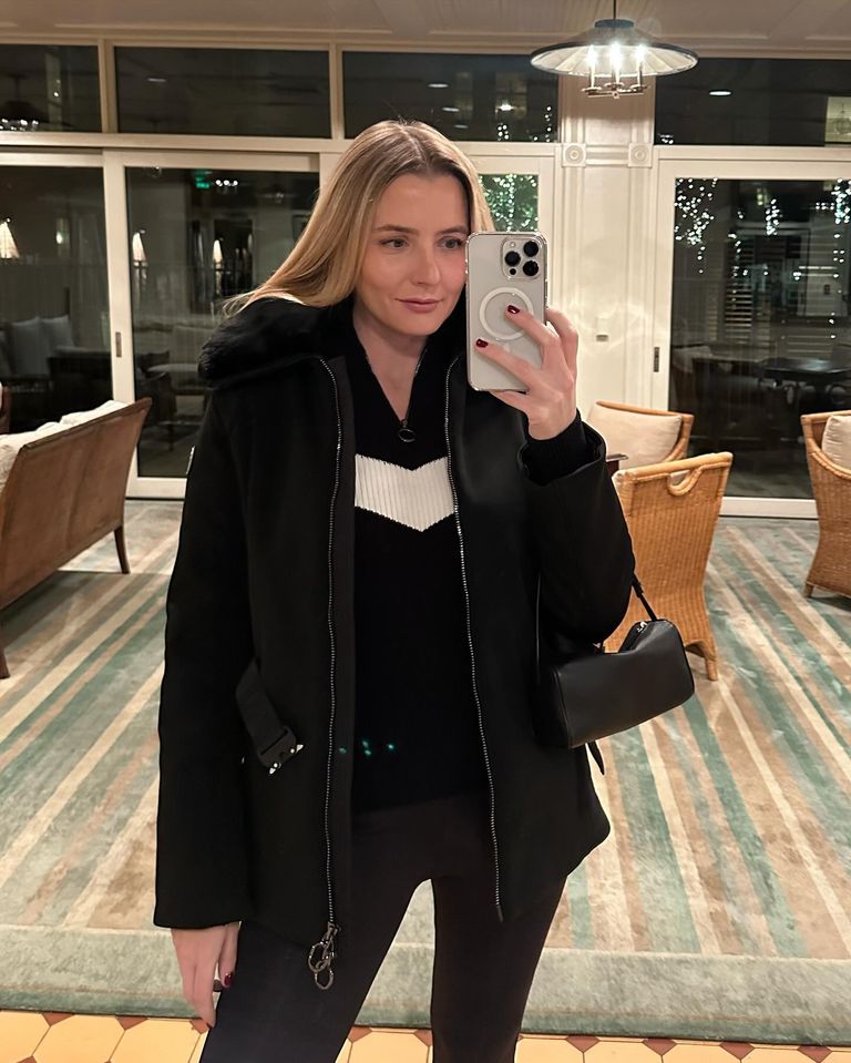 These Are the Outfits I Wore for a 26-Hour Trip to Aspen | Who What Wear