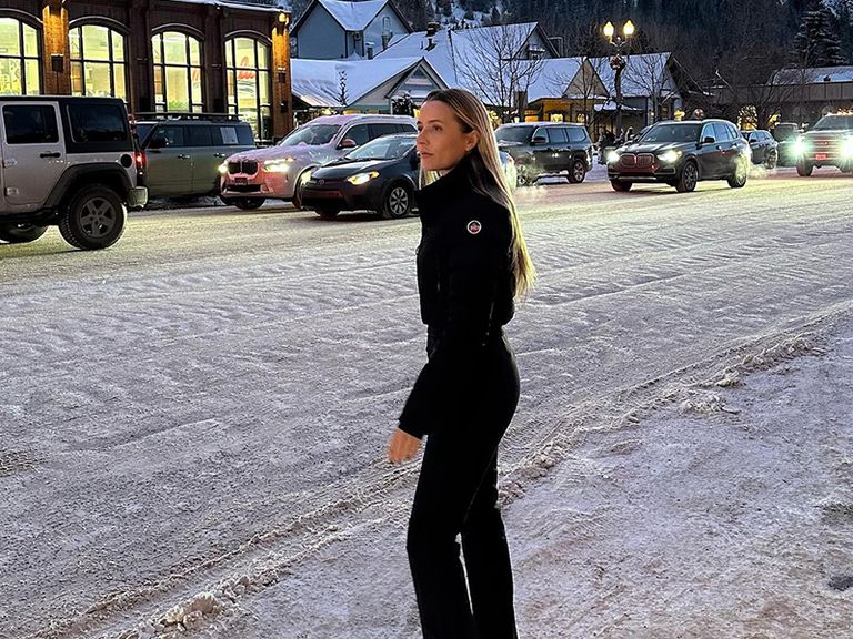 These Are the Outfits I Wore for a 26-Hour Trip to Aspen | Who What Wear