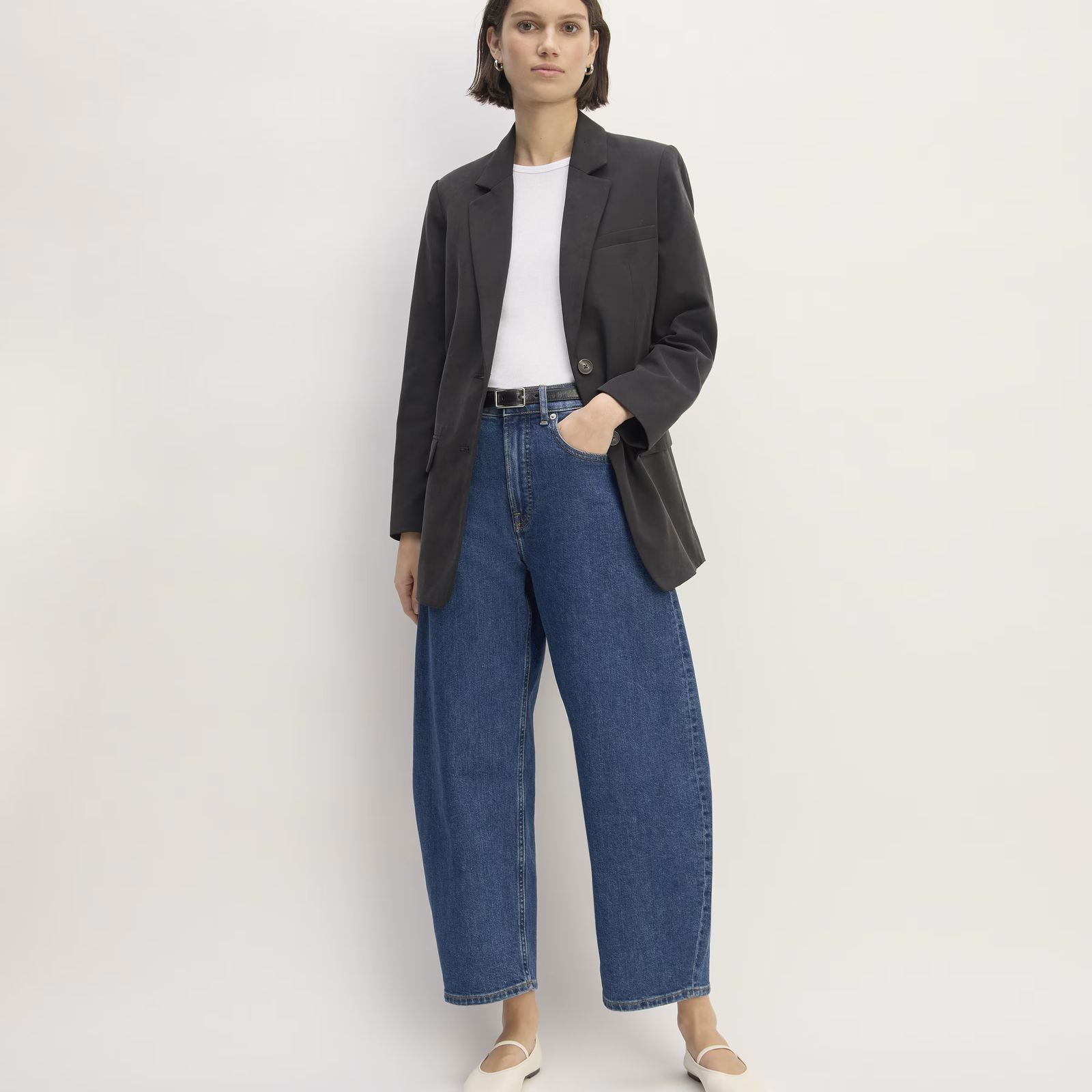 Suddenly, Everyone Is Wearing the Balloon Jeans Trend | Who What Wear