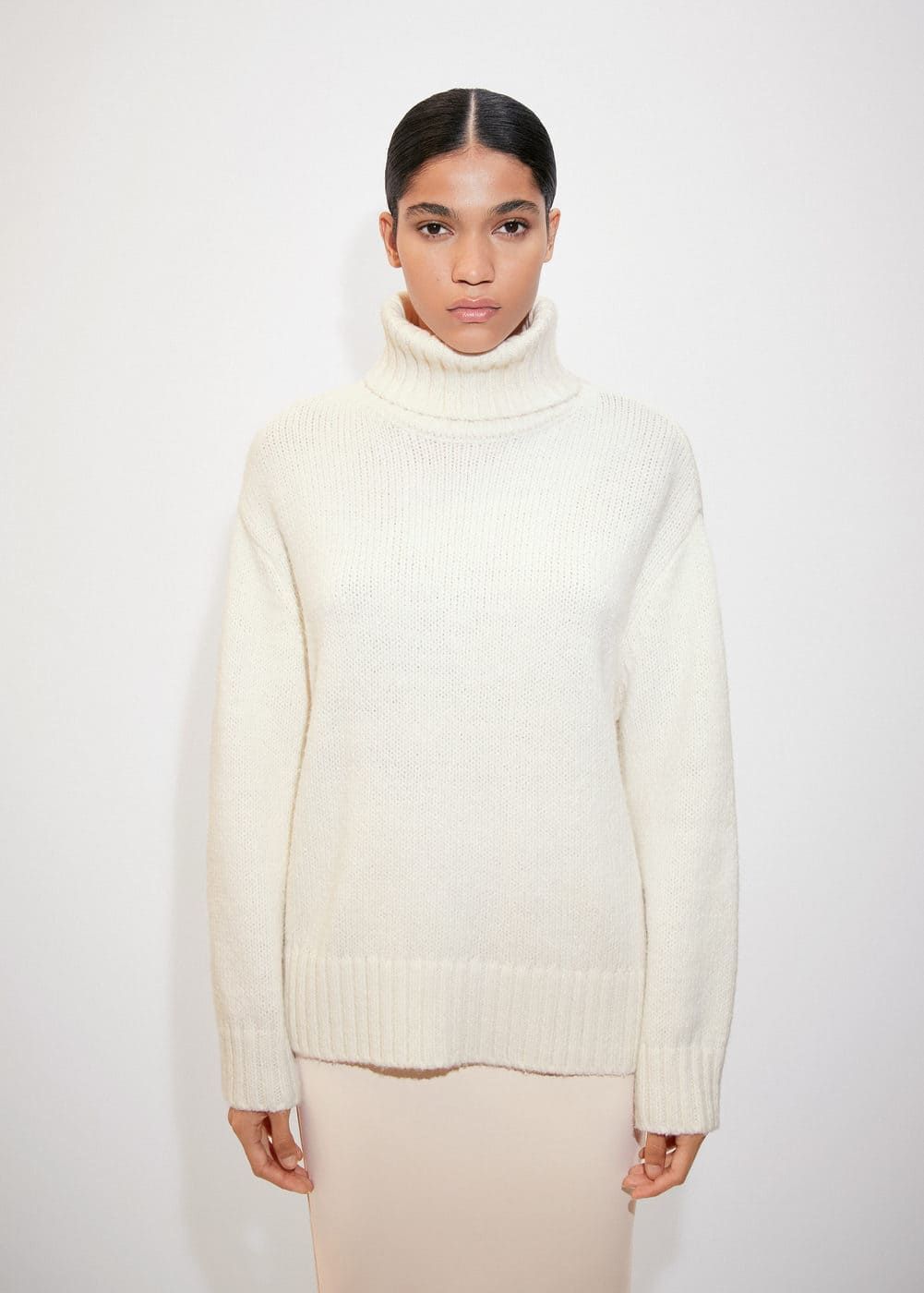 5 Key Pieces for Rich-Looking Outfits | Who What Wear