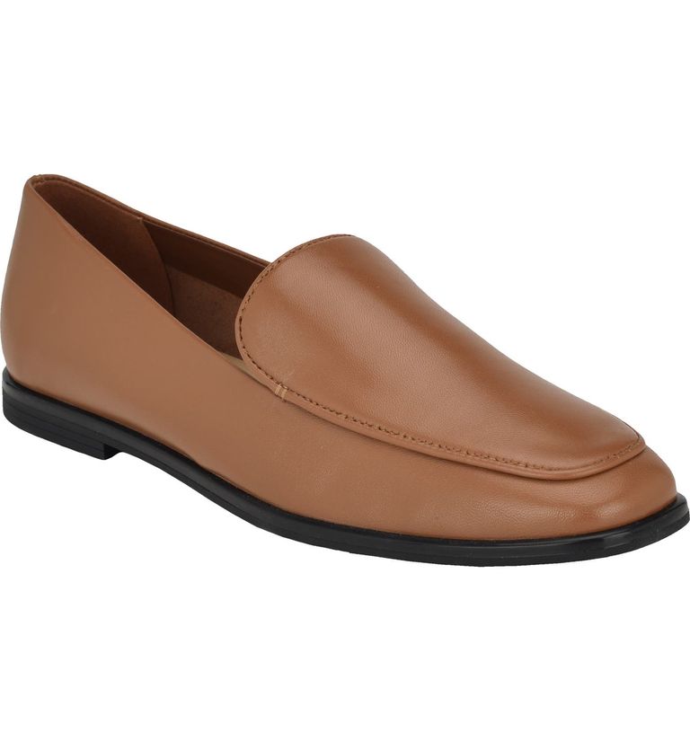 36 Chic Pairs of Shoes That Fashion Editors Are Loving | Who What Wear