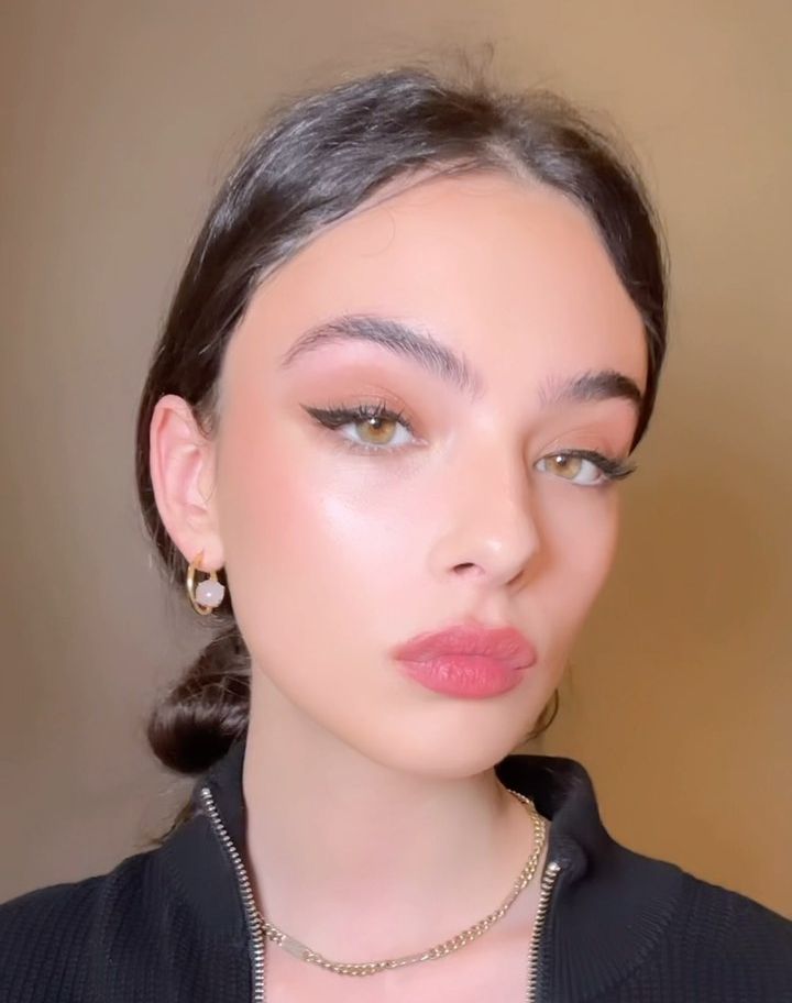 All About Revenge Makeup, TikTok's Latest Beauty Trend | Who What Wear