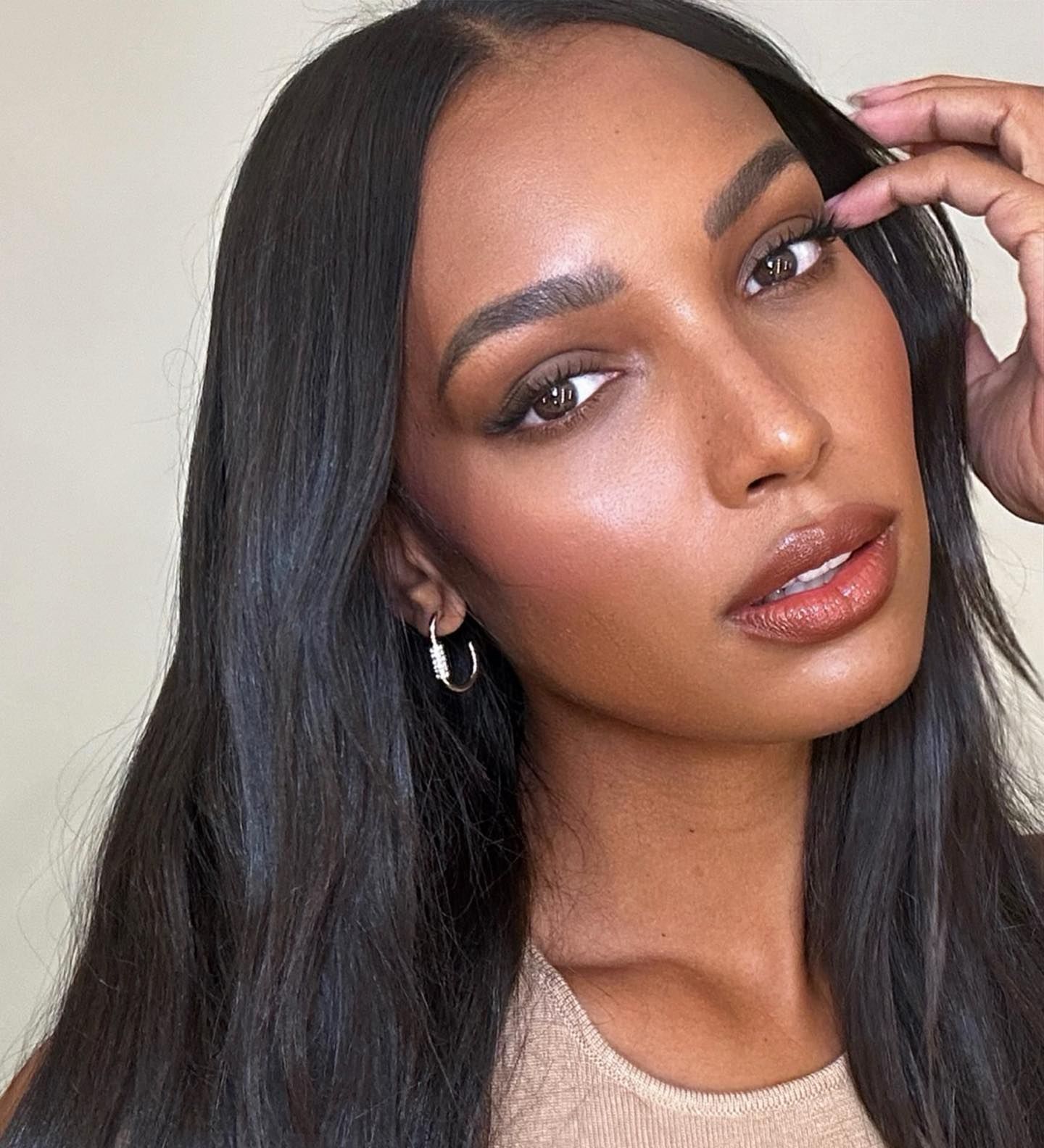 All About Revenge Makeup, TikTok's Latest Beauty Trend | Who What Wear