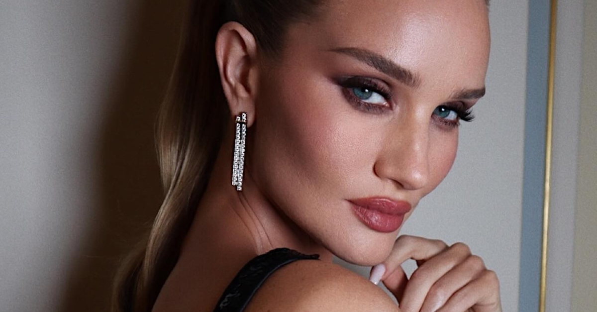 All About Revenge Makeup, TikTok's Latest Beauty Trend | Who What Wear